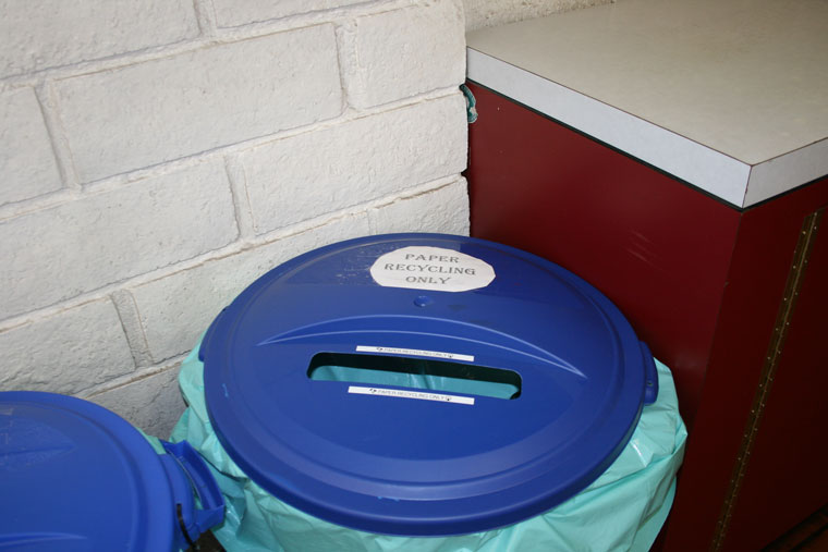 New recycling bins in post office lobby - Idyllwild Town Crier